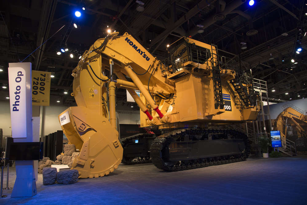 Komatsu Introduces the PC4000-11 Hydraulic Mining Shovel :: Story ID ...