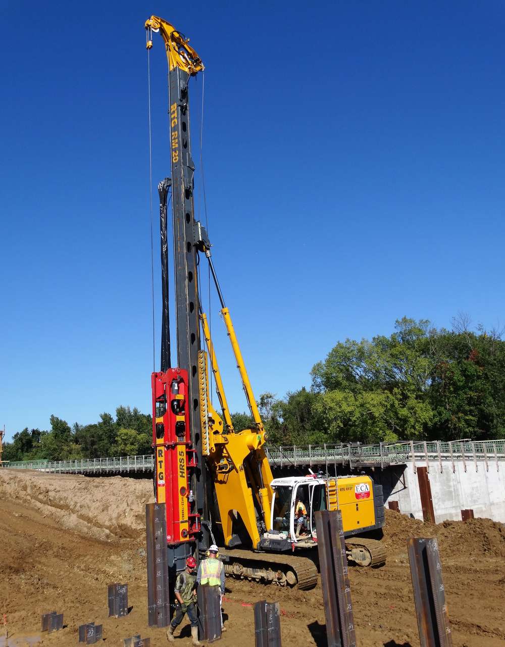 PKF's Bet on RTG RM 20 Pile Driving Rig Pays Off Big :: Story ID: 32604 ...