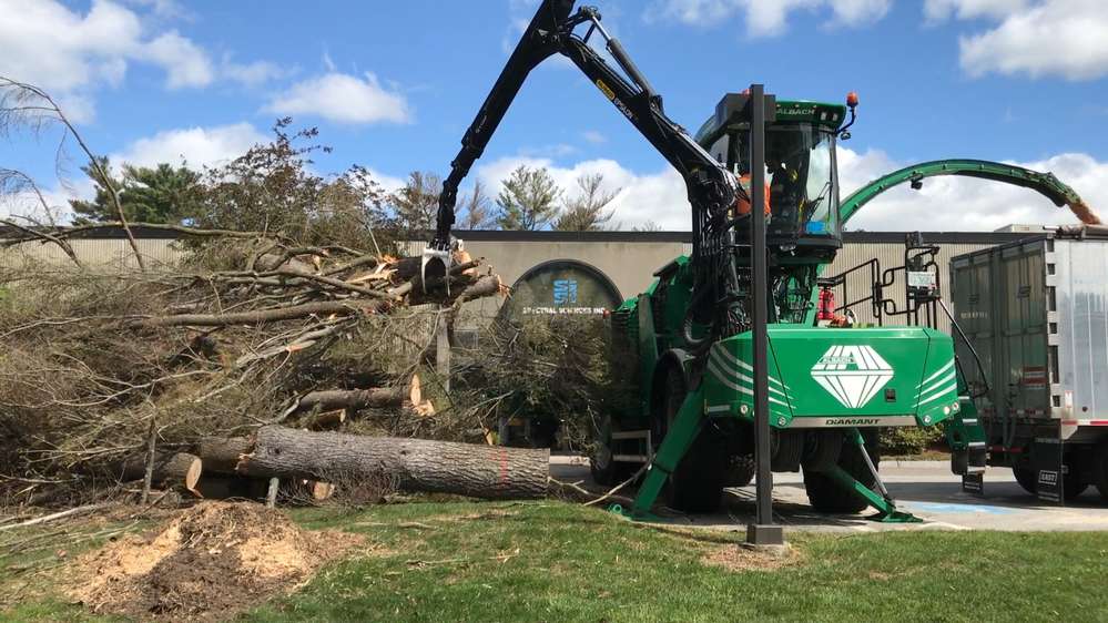 Albach Diamant 2000 Chipper Has Warm Welcome in North America :: Story ...