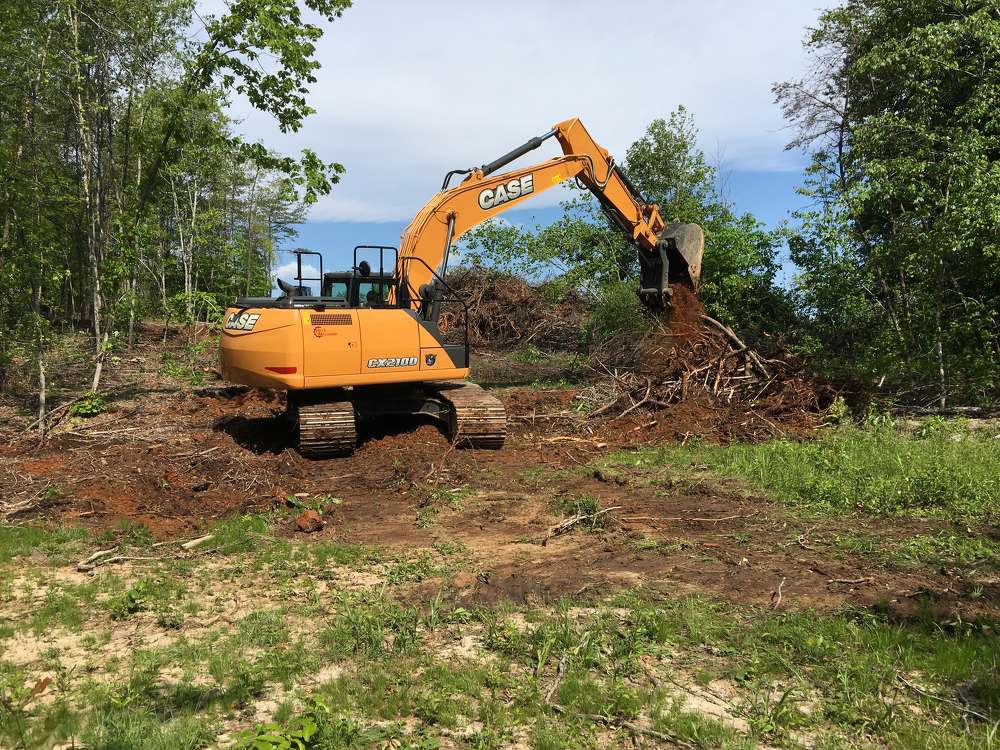 Foltz Land Management Clears Site With Case Equipment :: Story ID ...