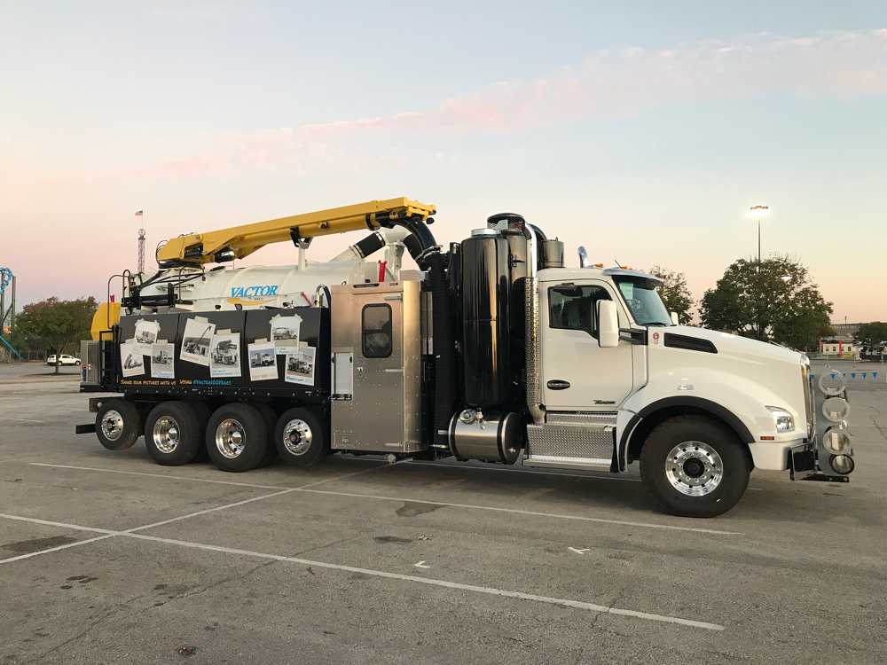 Vactor Showcases Next-Generation HXX Vacuum Excavator Concept at 2017 ...
