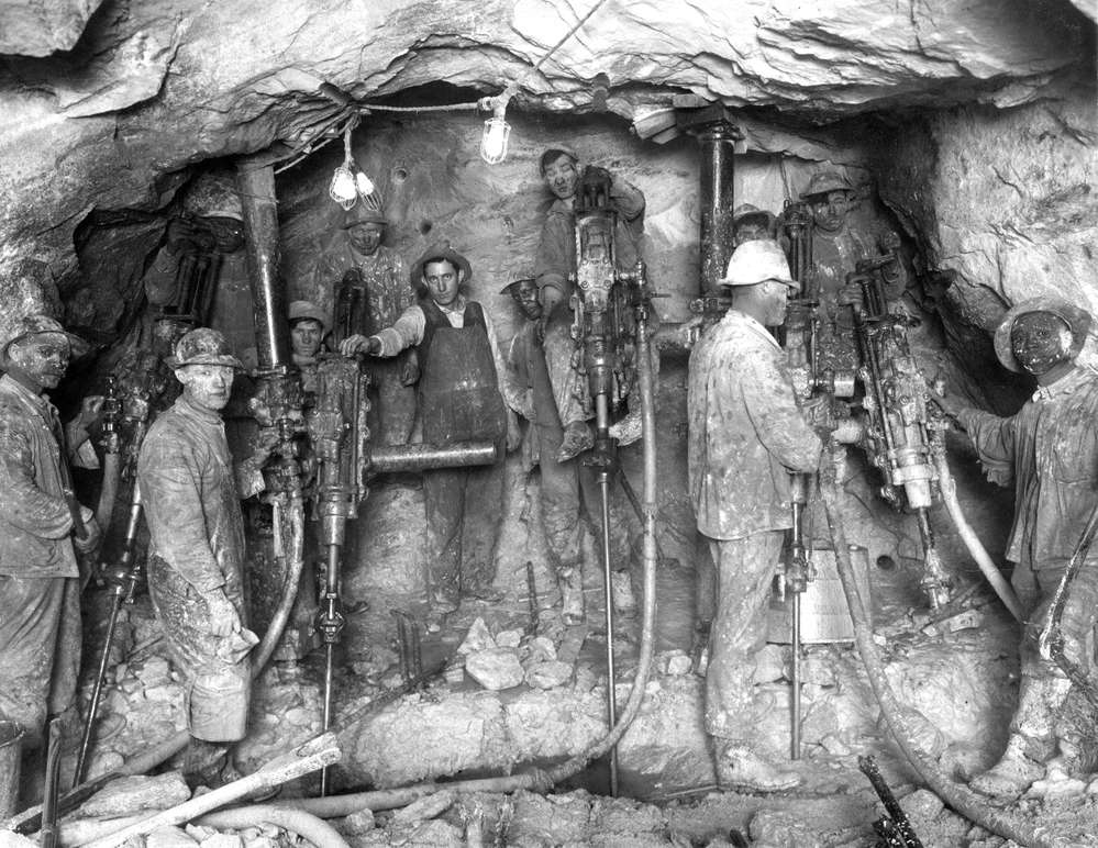 The Mother of All Dirty Jobs: Sandhogs Burrow Deep Beneath New York ...