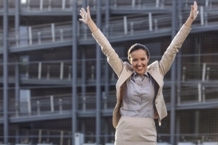 Strike a "Power" Pose: Learn How To Project Confidence | Ellevate
