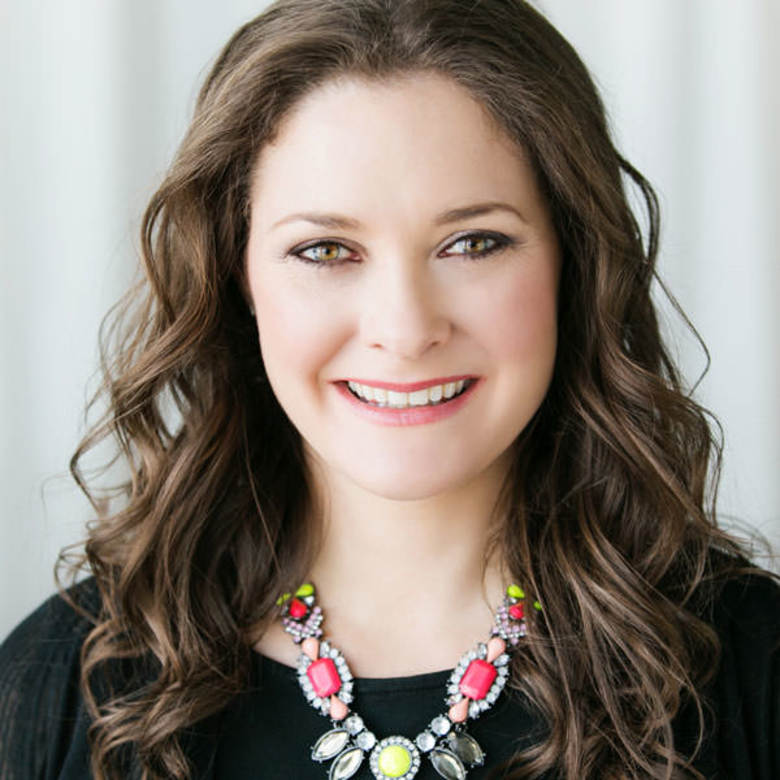 #EllevateYourself Twitter Chat with Kristy Wallace, CEO of Ellevate ...