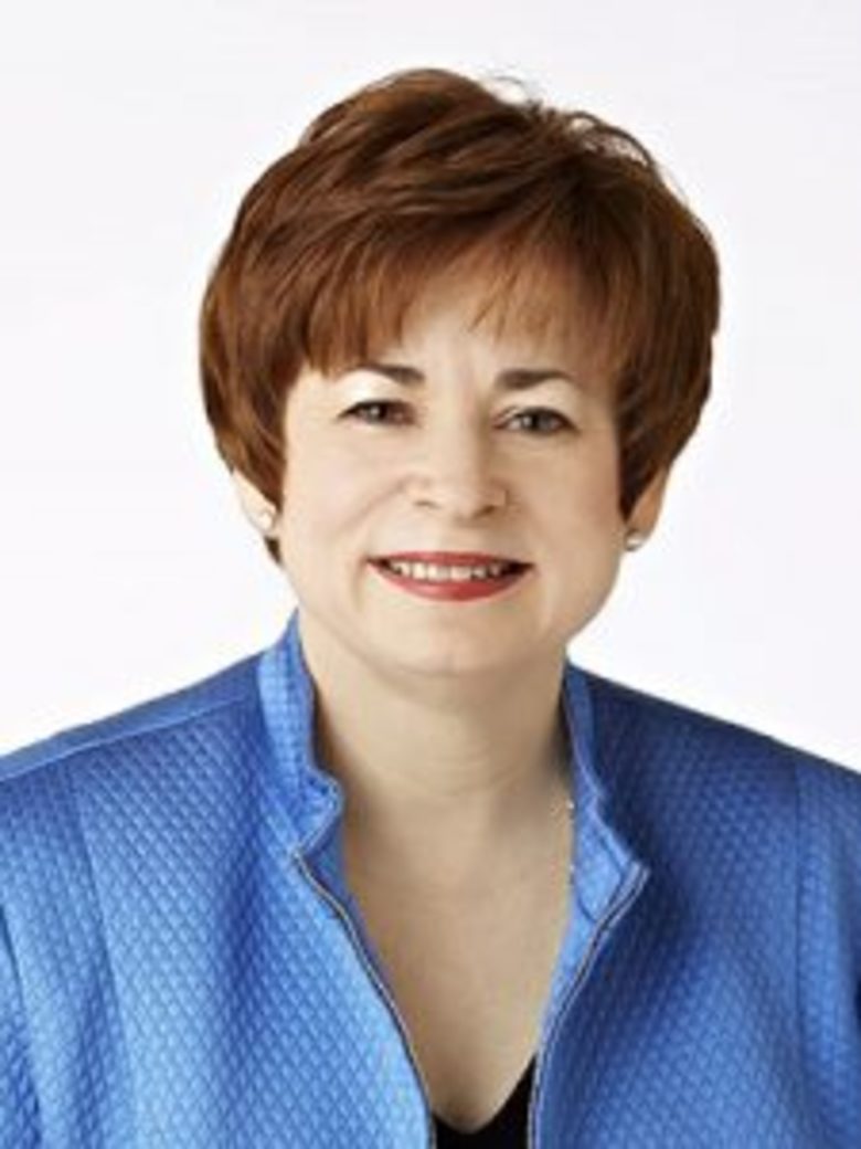 Maxine Clark to be Inducted into the Missouri Public Affairs Hall of ...