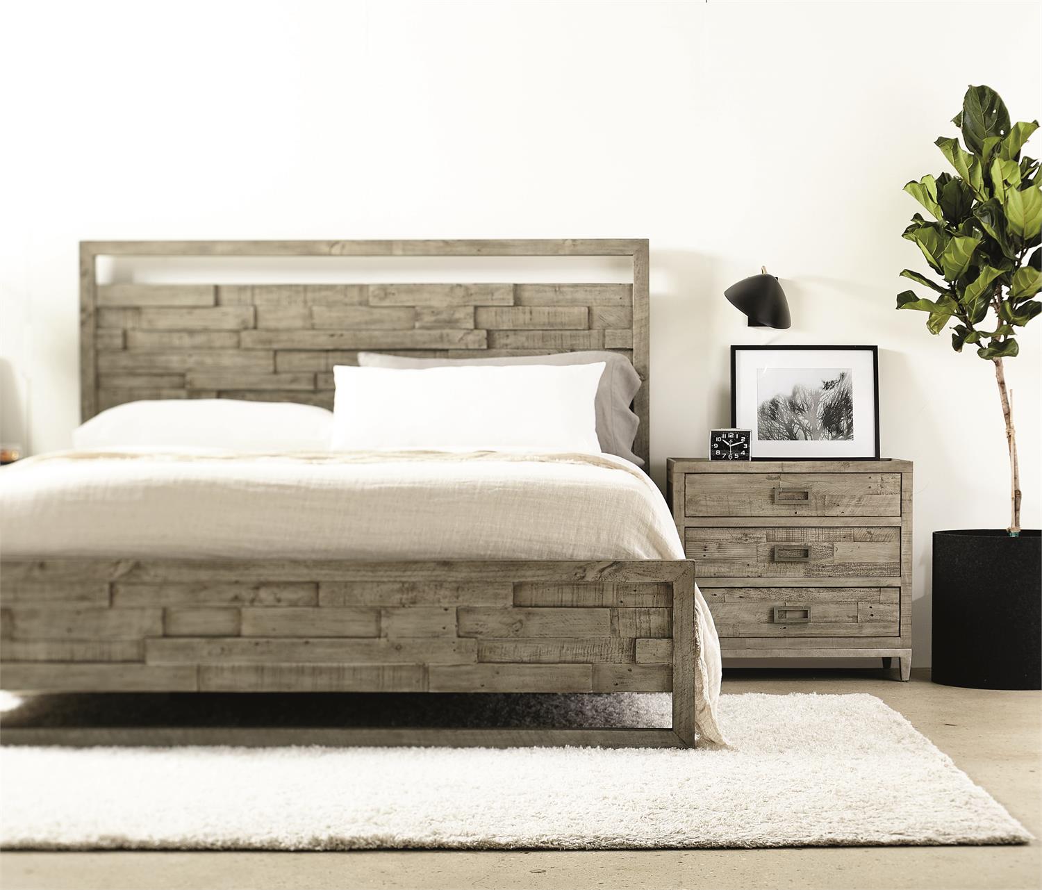 Shaw Panel Bed King