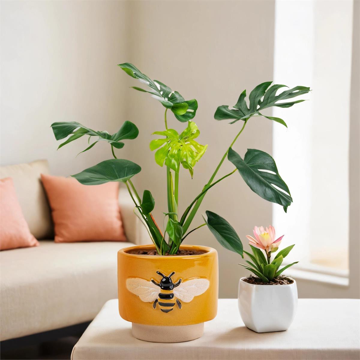 Bee Ceramic Planter, 3.25"D