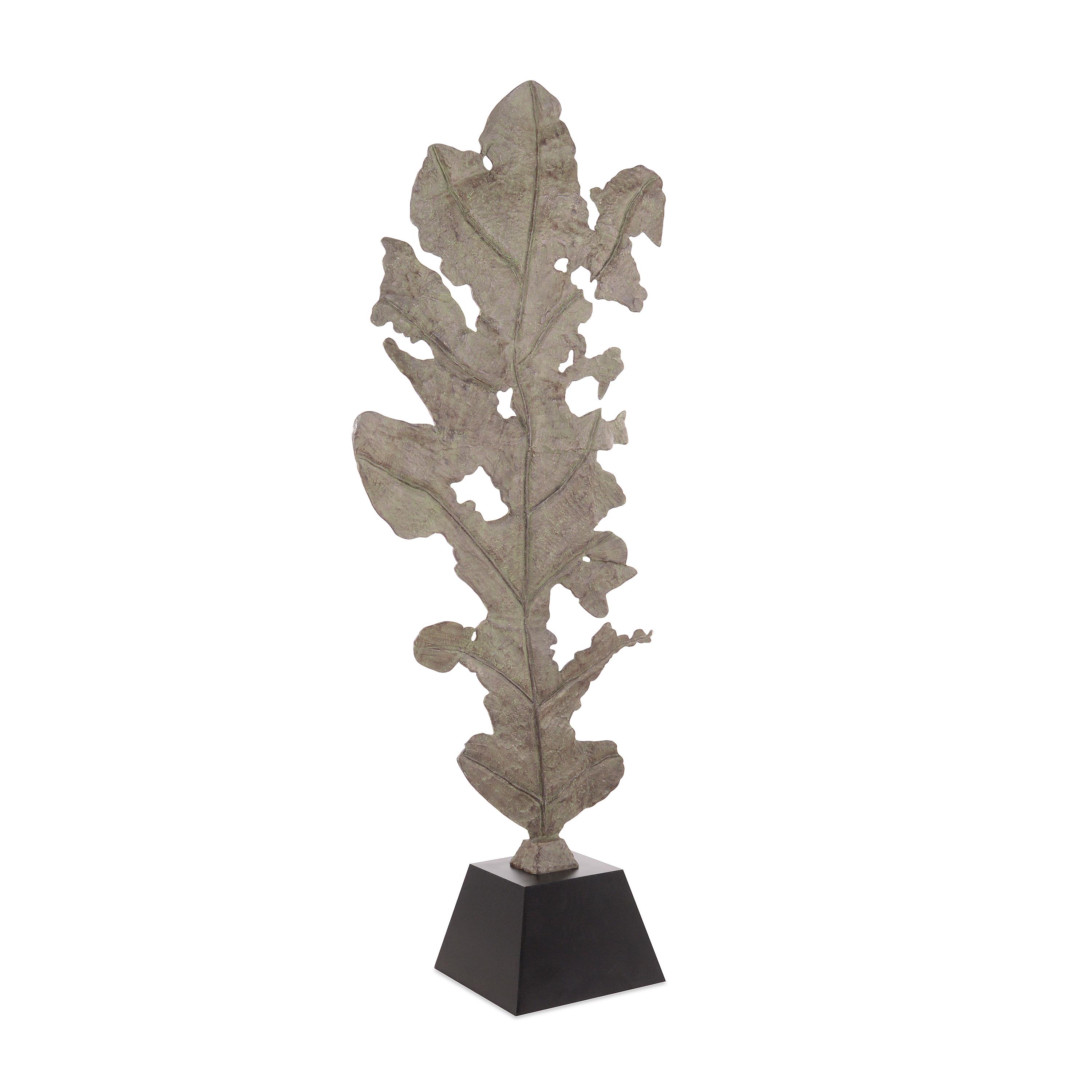 04-95"H X 38"W X 18"D OAK LEAF SCULPTURE