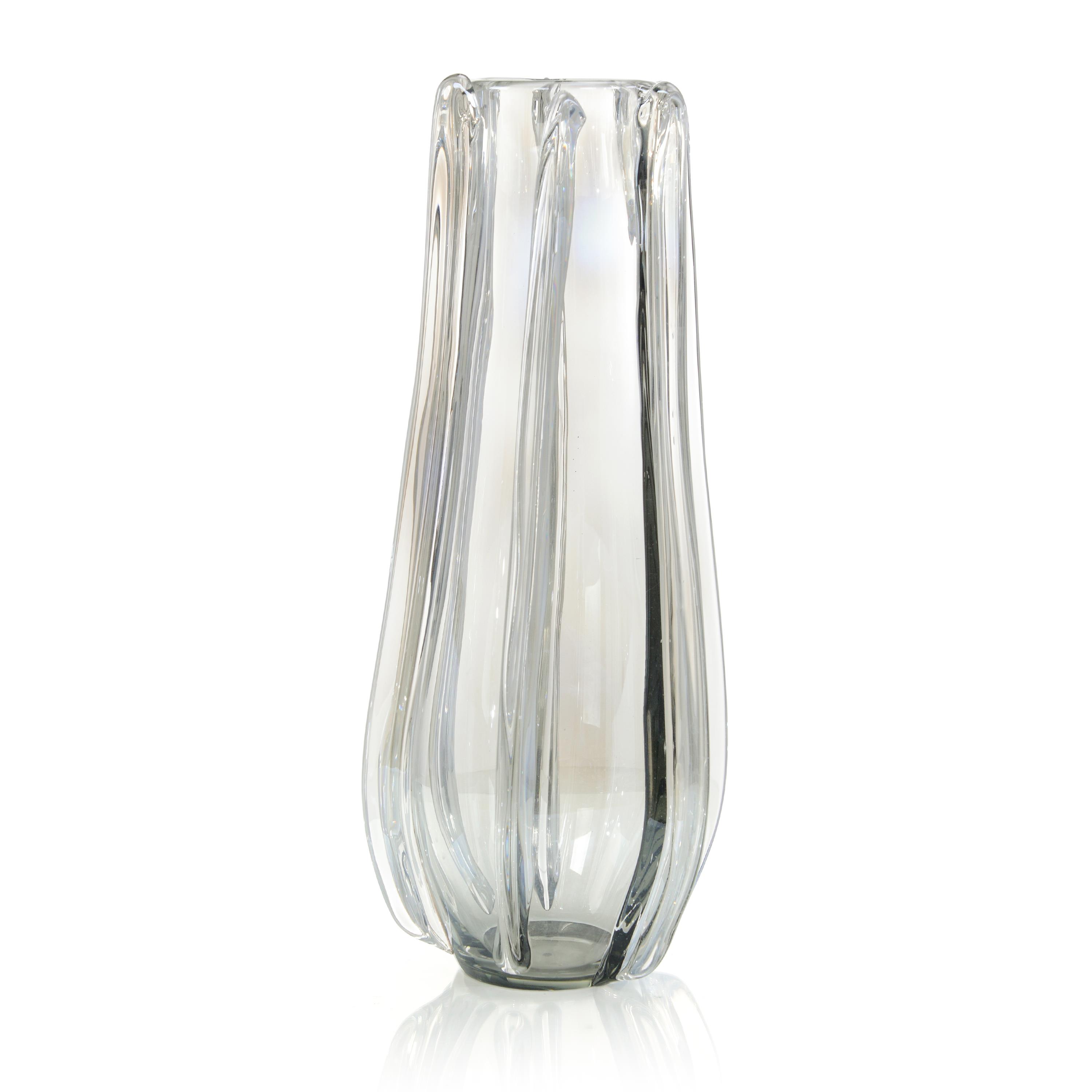 04-22.5"H X 10.25"W X 10.25"D CLEAR HANDBLOWN GLASS VASE I
