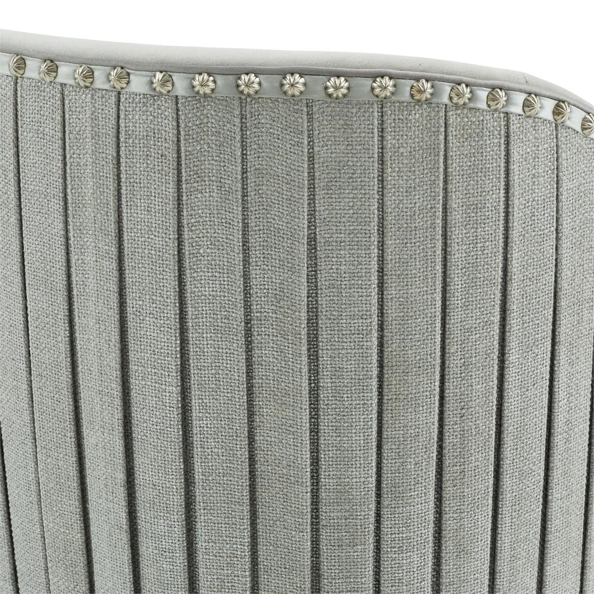 01-35.75Hx25Wx24D BERLIN CHAIR