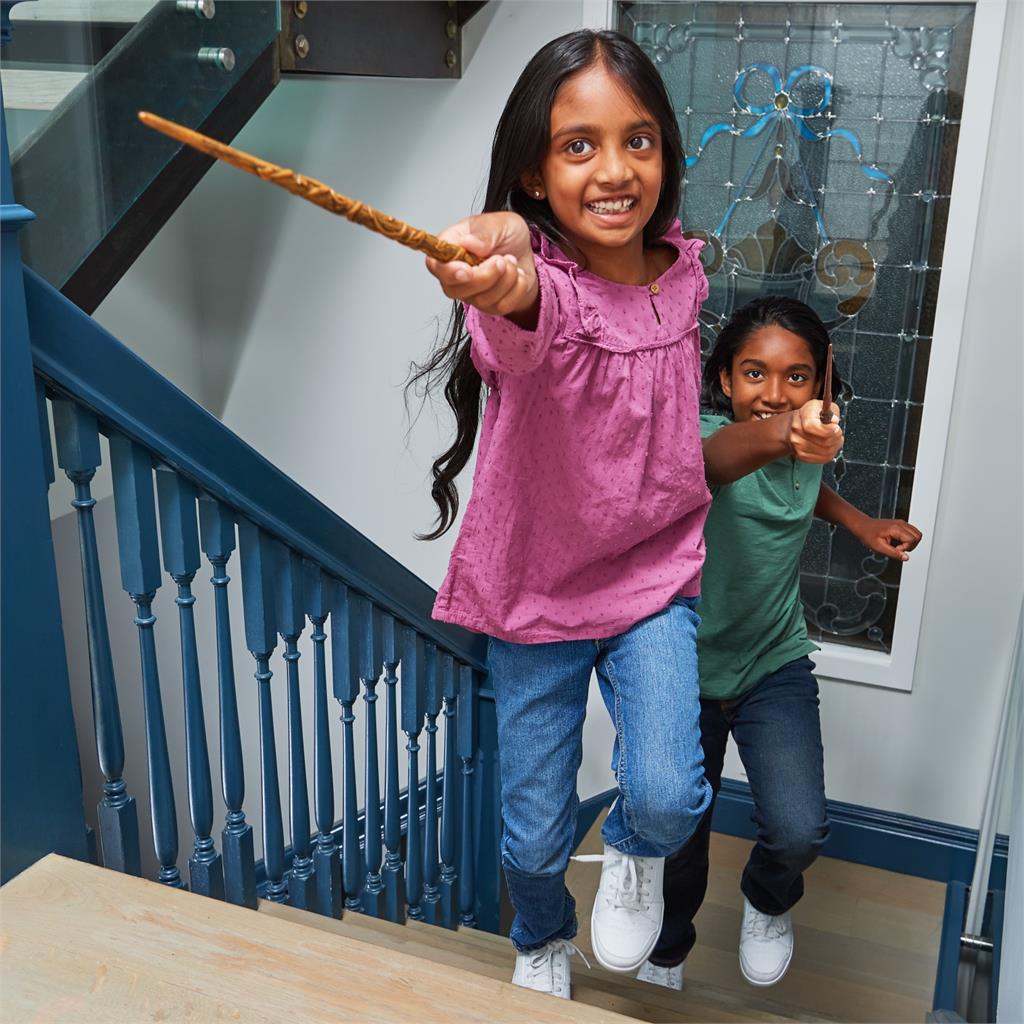 Wizarding World Harry Potter, 12-inch Spellbinding Albus Dumbledore ...