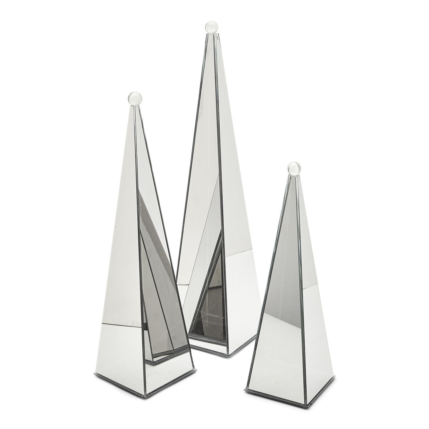 Set of 3 Mirror Pyramids with LED Lights