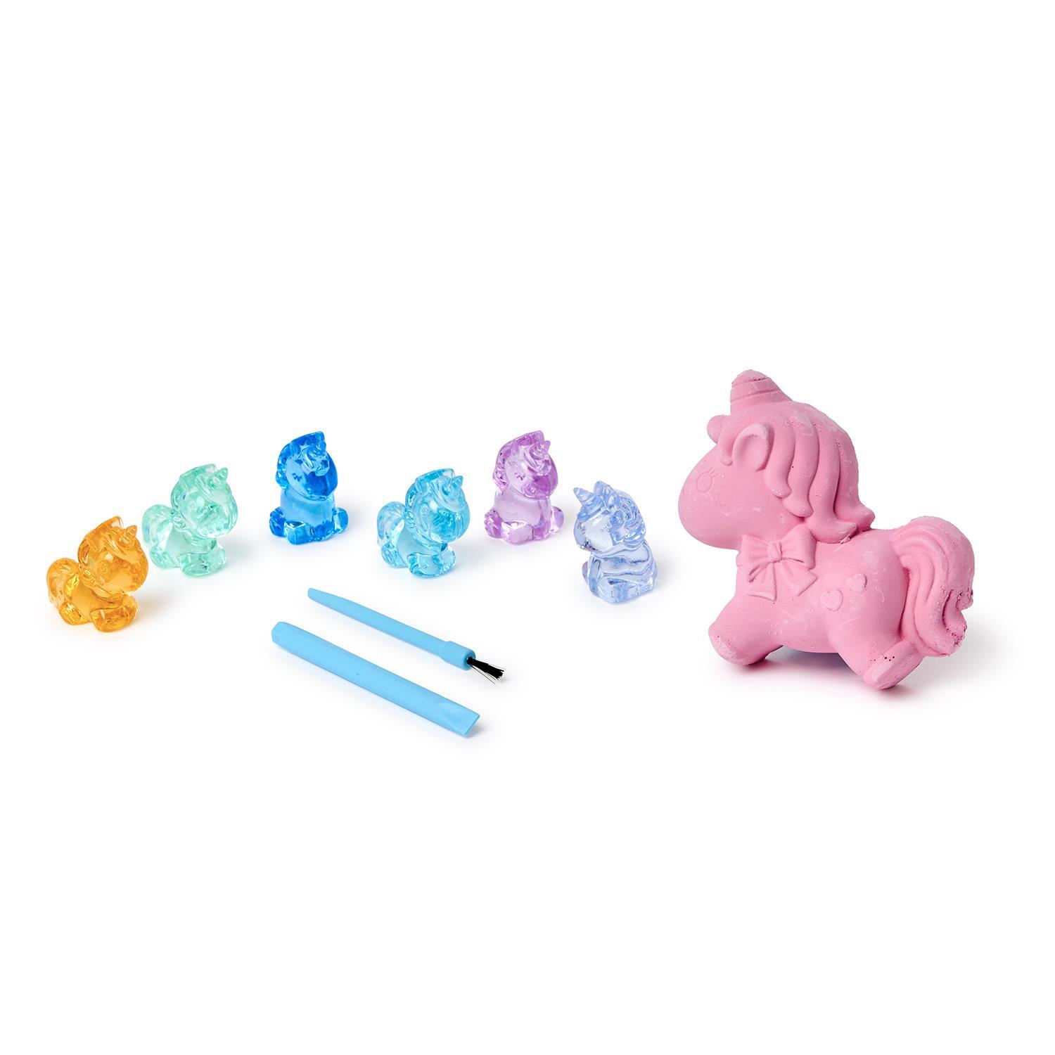 Unicorn Surprise Excavation Kit in Gift Box