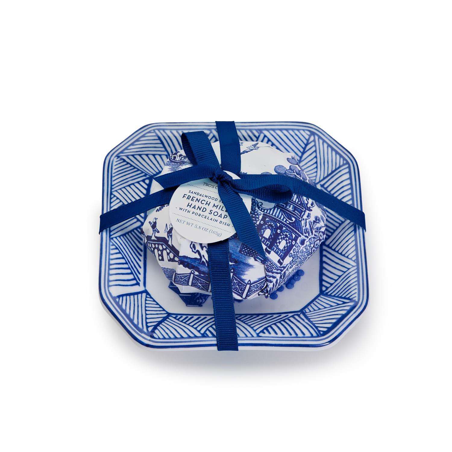 Blue Willow Sandalwood Scented French Milled Soap with Porcelain Tray