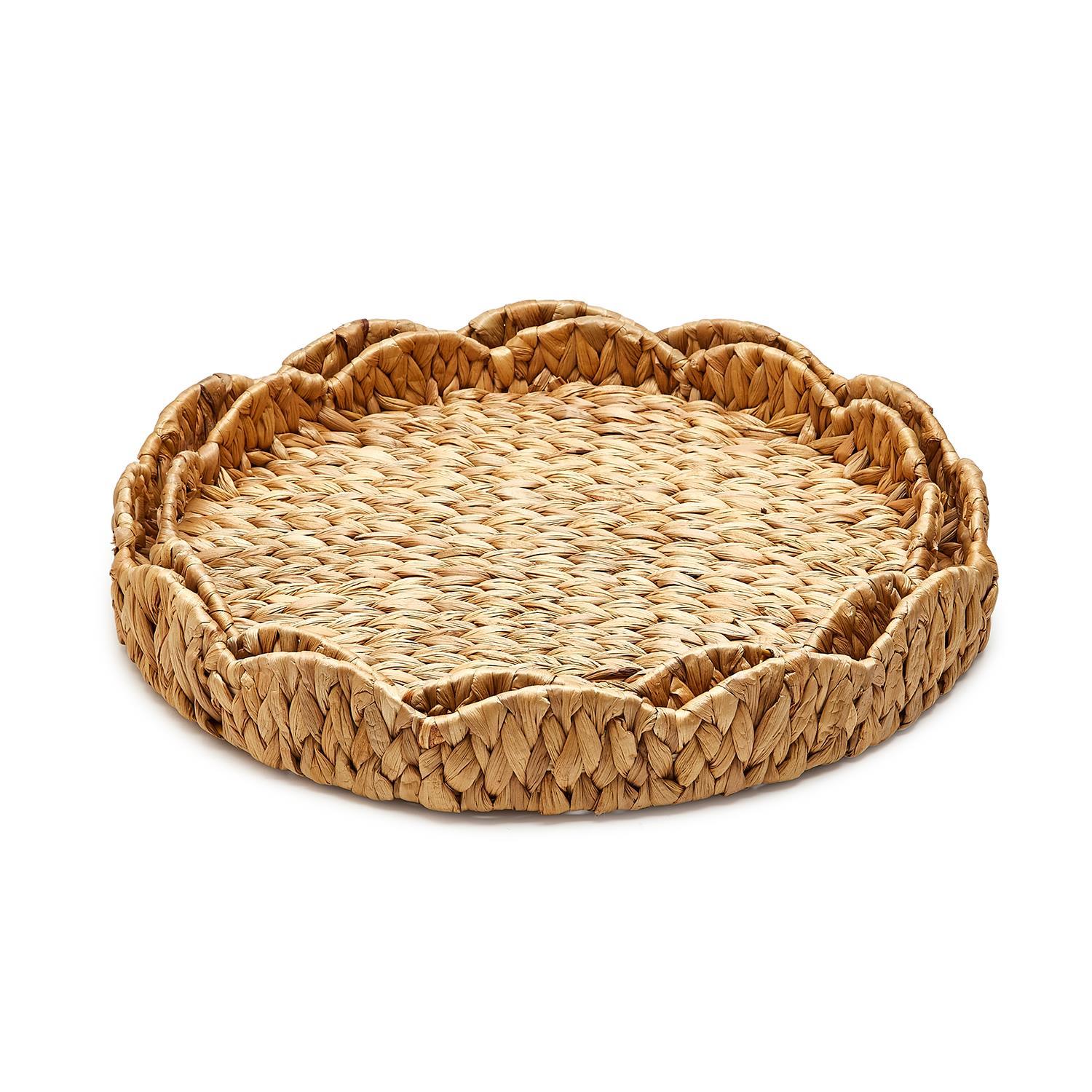 S/2 Scalloped Edge Round Tray in 2 Sizes
