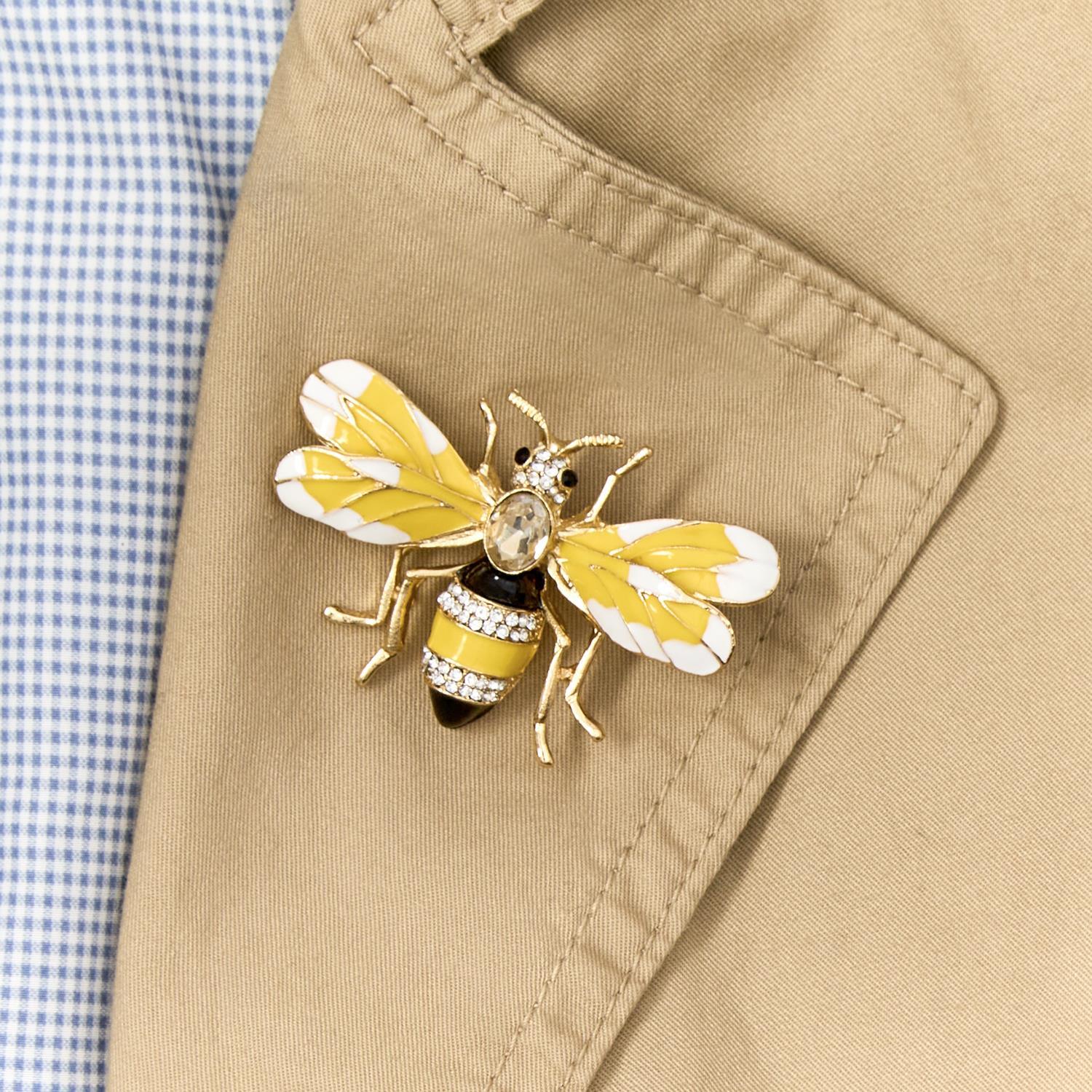 Enchanted Garden 15 Pc Brooch Pin Unit with Leaf Pillow Display Includes 5 Designs