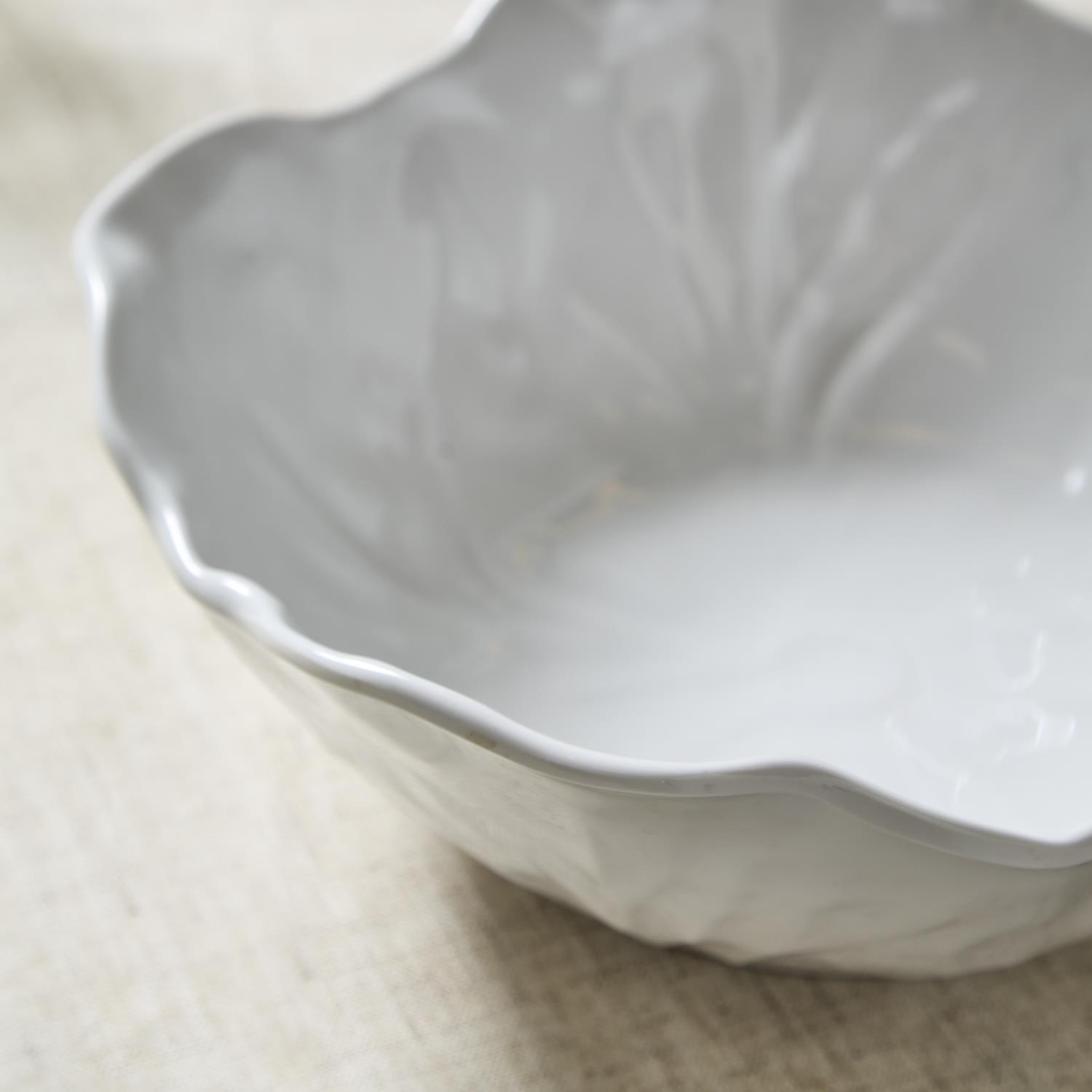 S/2 White Cabbage Patterned Serving Bowls