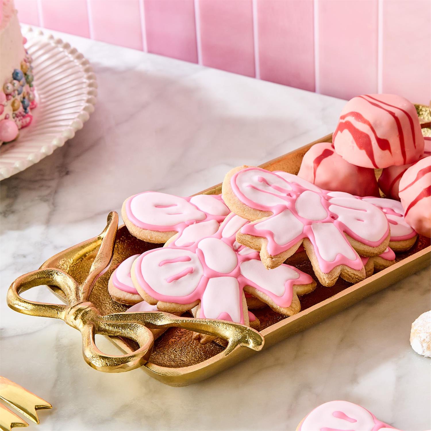 Gold Bows Set of 2 Serving Trays Includes 2 Sizes