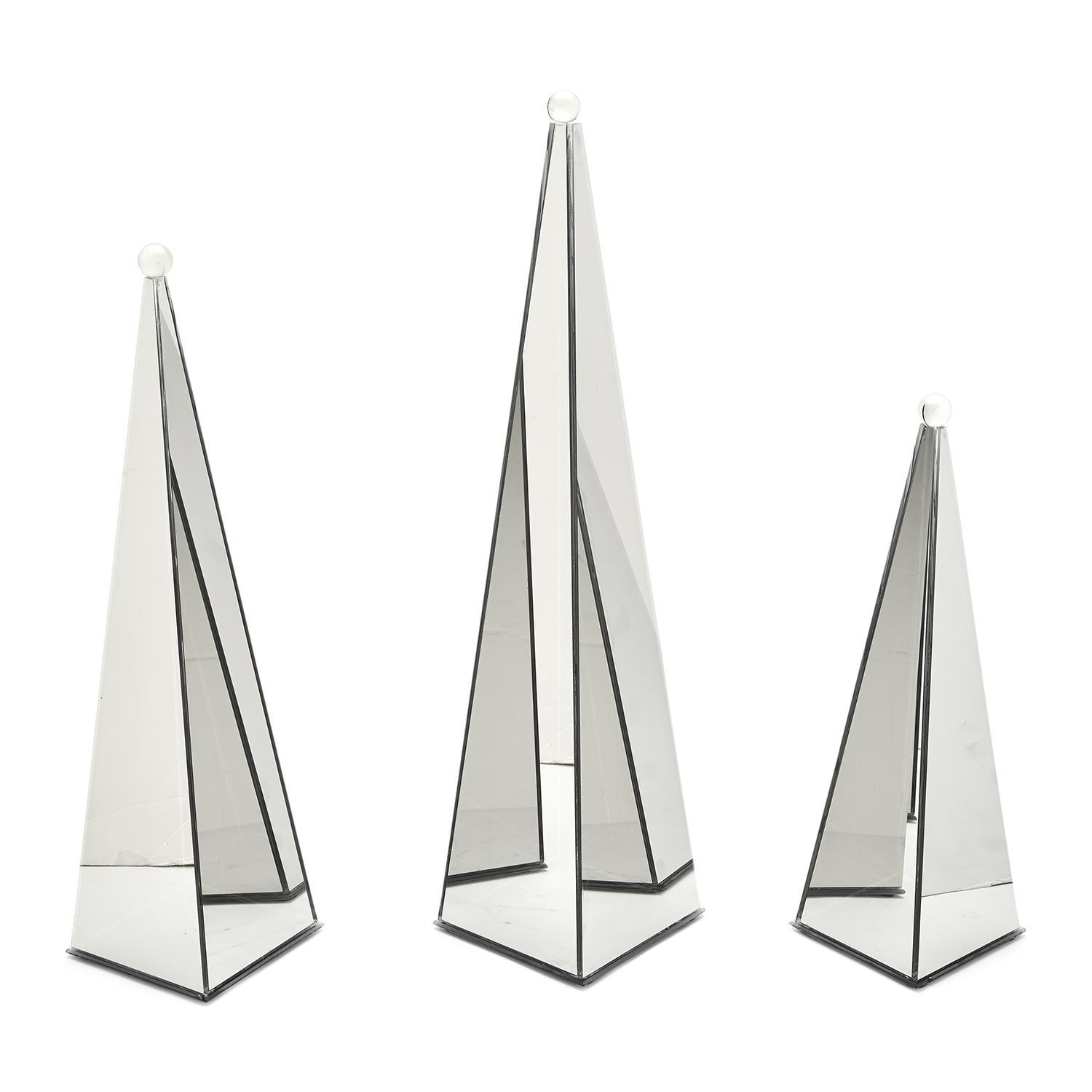 Set of 3 Mirror Pyramids with LED Lights
