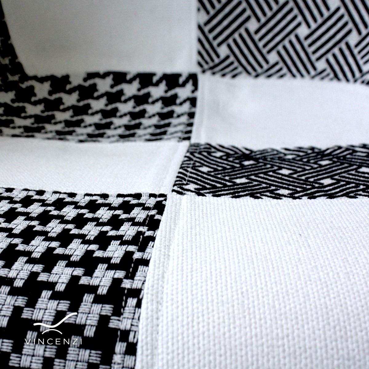 Silla Poltrona Eames Patchwork Tokio | EntreKids