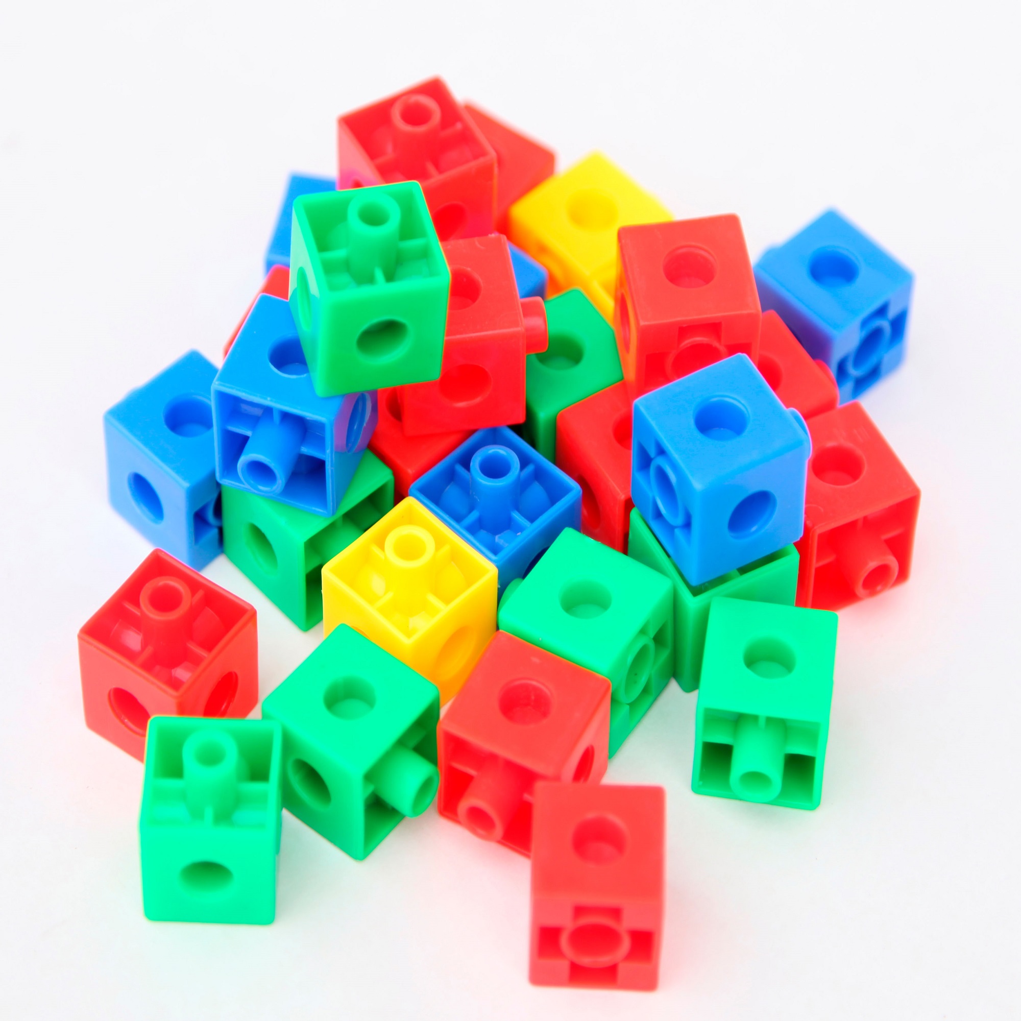 Set De Cubos Multiencaje Para Curso | EntreKids