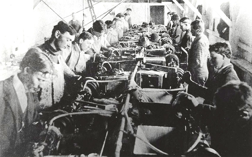 Button Factory - Encyclopedia of Arkansas