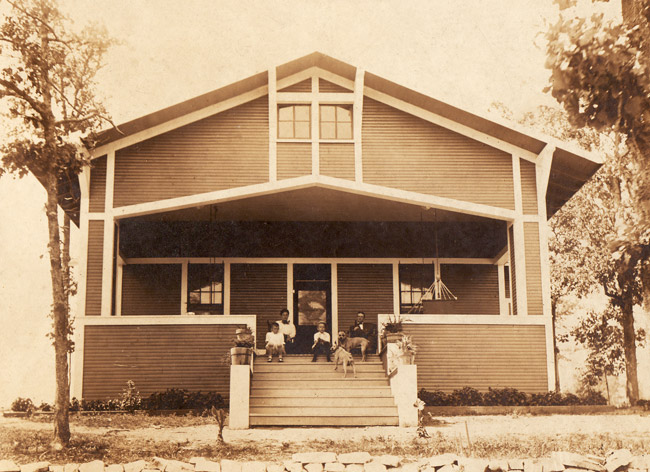 Graysonia: Grayson House - Encyclopedia of Arkansas