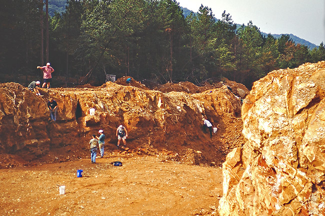 Quartz Mining - Encyclopedia of Arkansas