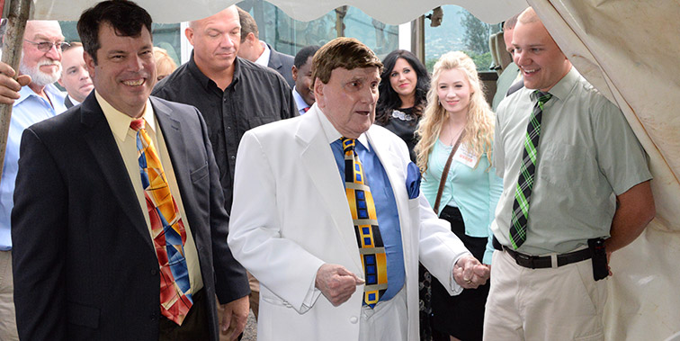 Rwanda 2015 - Ernest Angley Ministries