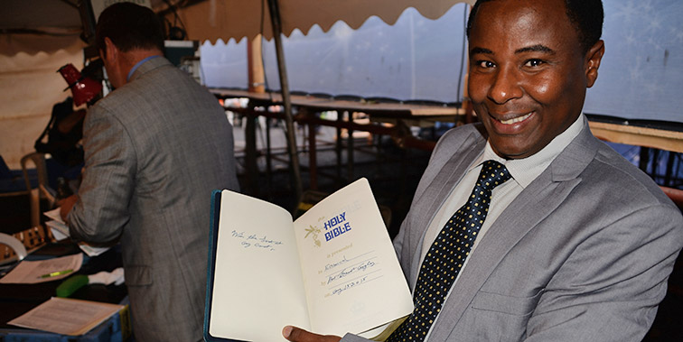 Rwanda 2015 - Ernest Angley Ministries