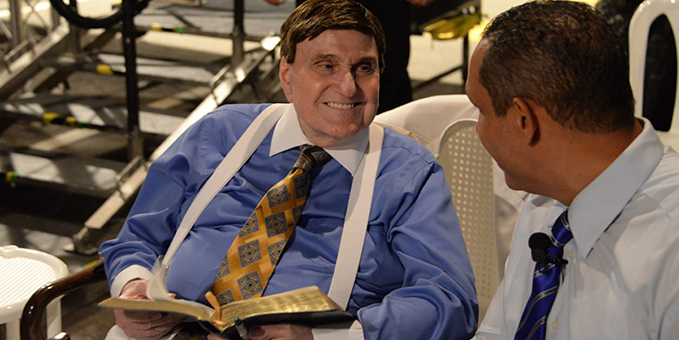 Dominican Republic 2014 - Ernest Angley Ministries