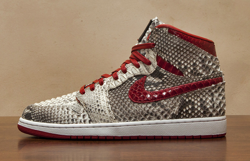 Natural_Metallic_Red_Jordan_1.jpg 970×627 pixels | Air jordans ...