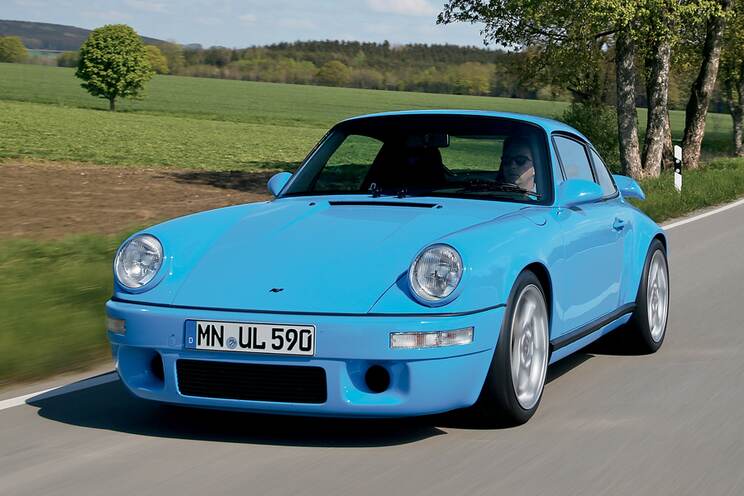 200-MPH Classics | Issue 240 | Excellence | The Magazine About Porsche