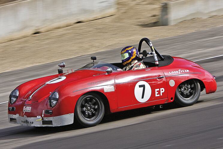 The Well-Traveled Tub | Issue 311 | Excellence | The Magazine About Porsche