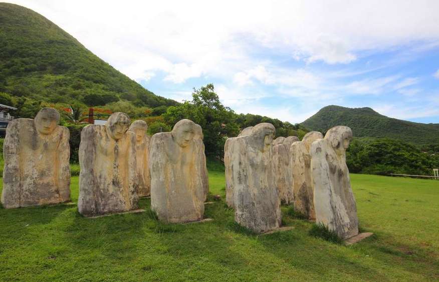 Retrouvez Cap 110 - Mémorial de l'Anse Caffard Martinique grâce à VillaVEO
