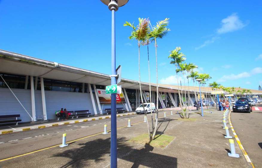 Find Aimé Césaire Aeroport Martinique thanks to VillaVEO
