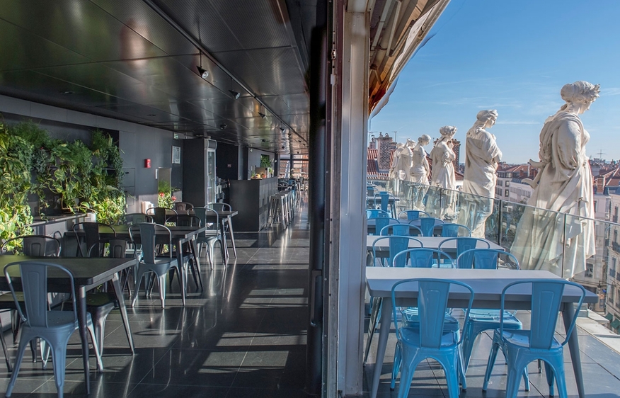 Retrouvez Les Muses - Opéra Rooftop Lyon grâce à VillaVEO
