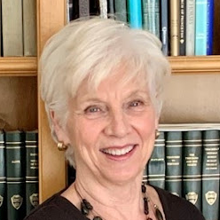 Julie Zastrow's Instagram, Twitter & Facebook on IDCrawl