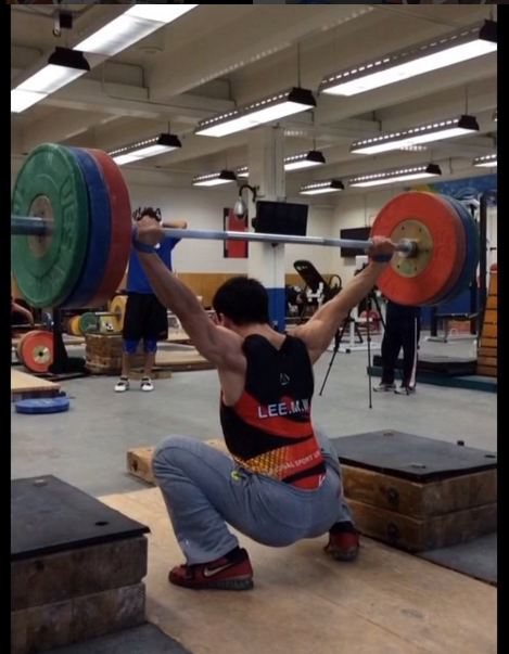 Comparison and question about back angle in lifts. : r/weightlifting
