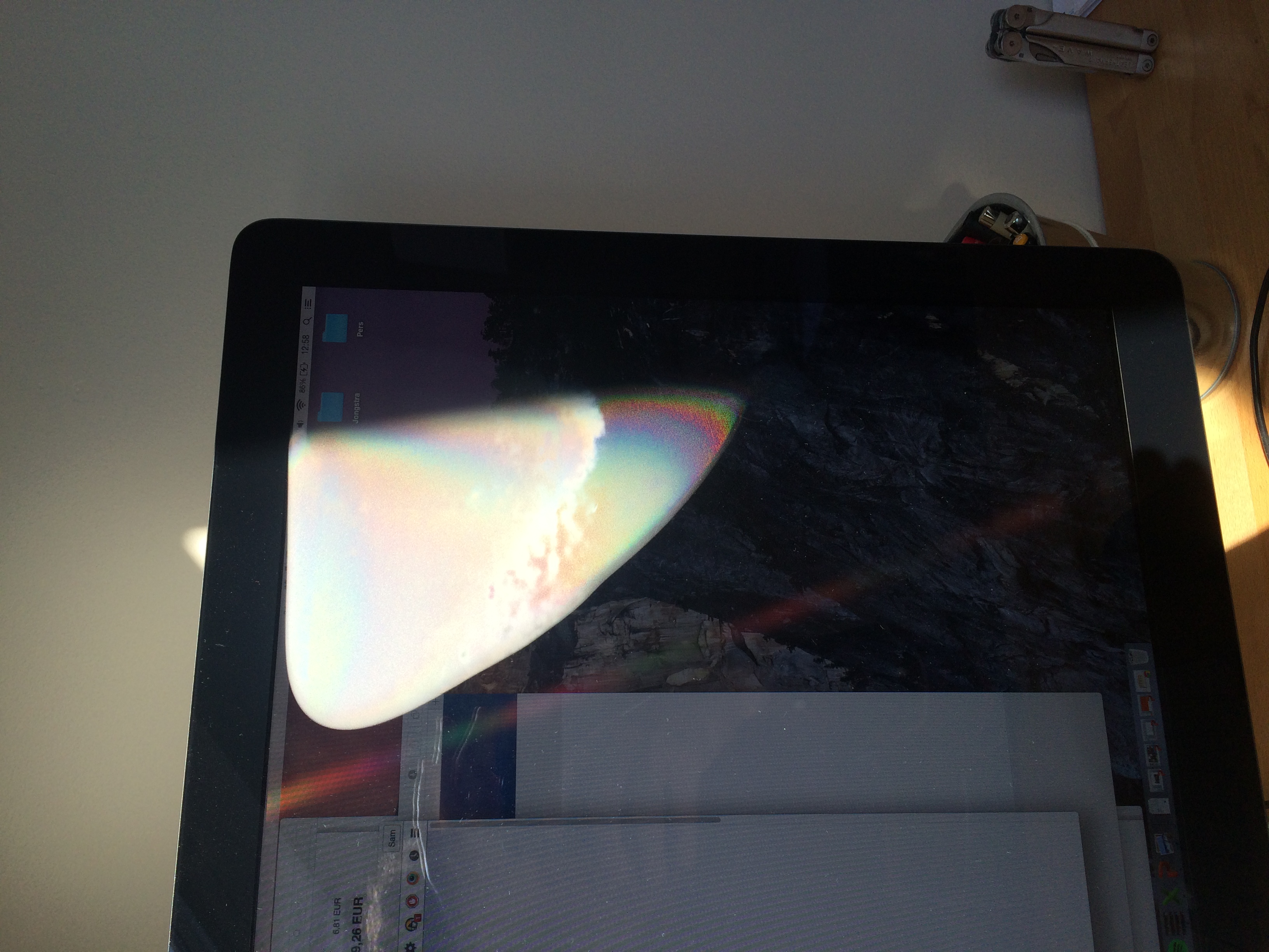 Can the Thunderbolt Display be damaged by sunlight? Photo in thread ...