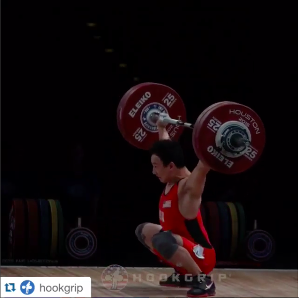 Comparison and question about back angle in lifts. : r/weightlifting