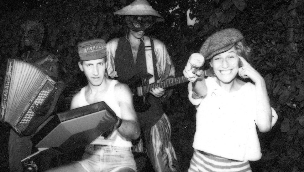 Family Fodder - Alchetron, The Free Social Encyclopedia