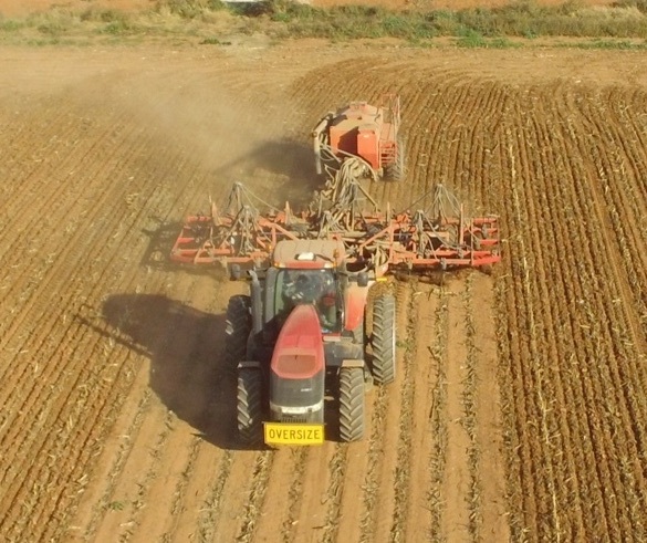 Fleming Hay, Harvest and Sowing Contracting | Farm Tender