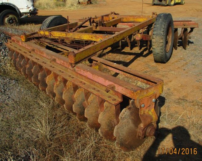 Offset Disc 28 Plate | Machinery & Equipment - Tillage and