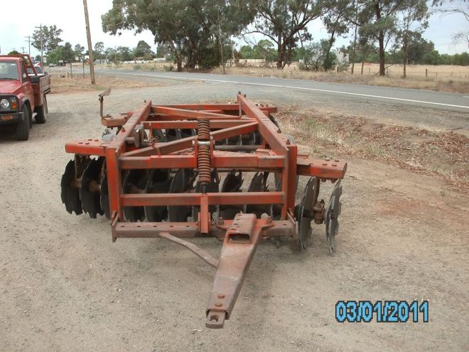 24 Plate Wheeled offset disc | Machinery & Equipment - Tillage