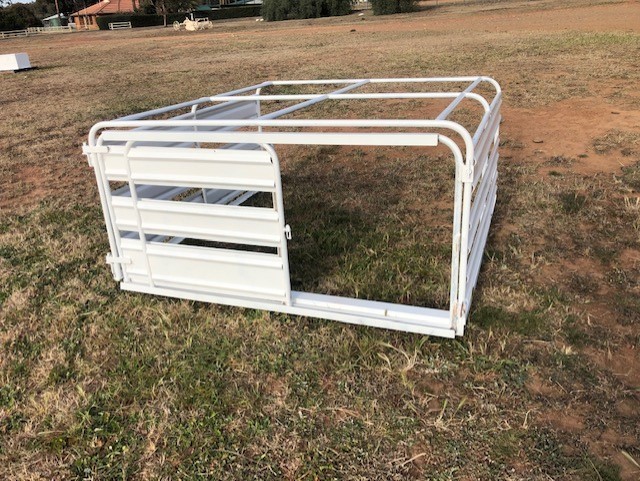 Ute Stock Crate | Livestock Equipment - Livestock Handling