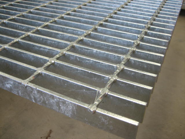Galvanised Walkway Mesh 2950mm x 1000mm Sheet Size | Machinery