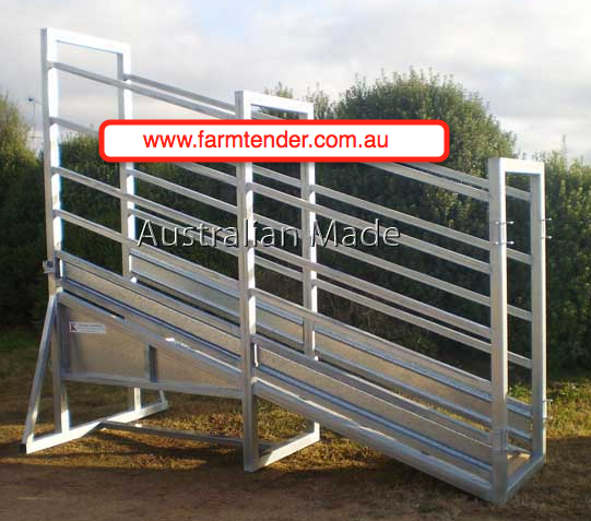 Cattle Loading Ramp Adjustable 3.6m | Livestock Equipment