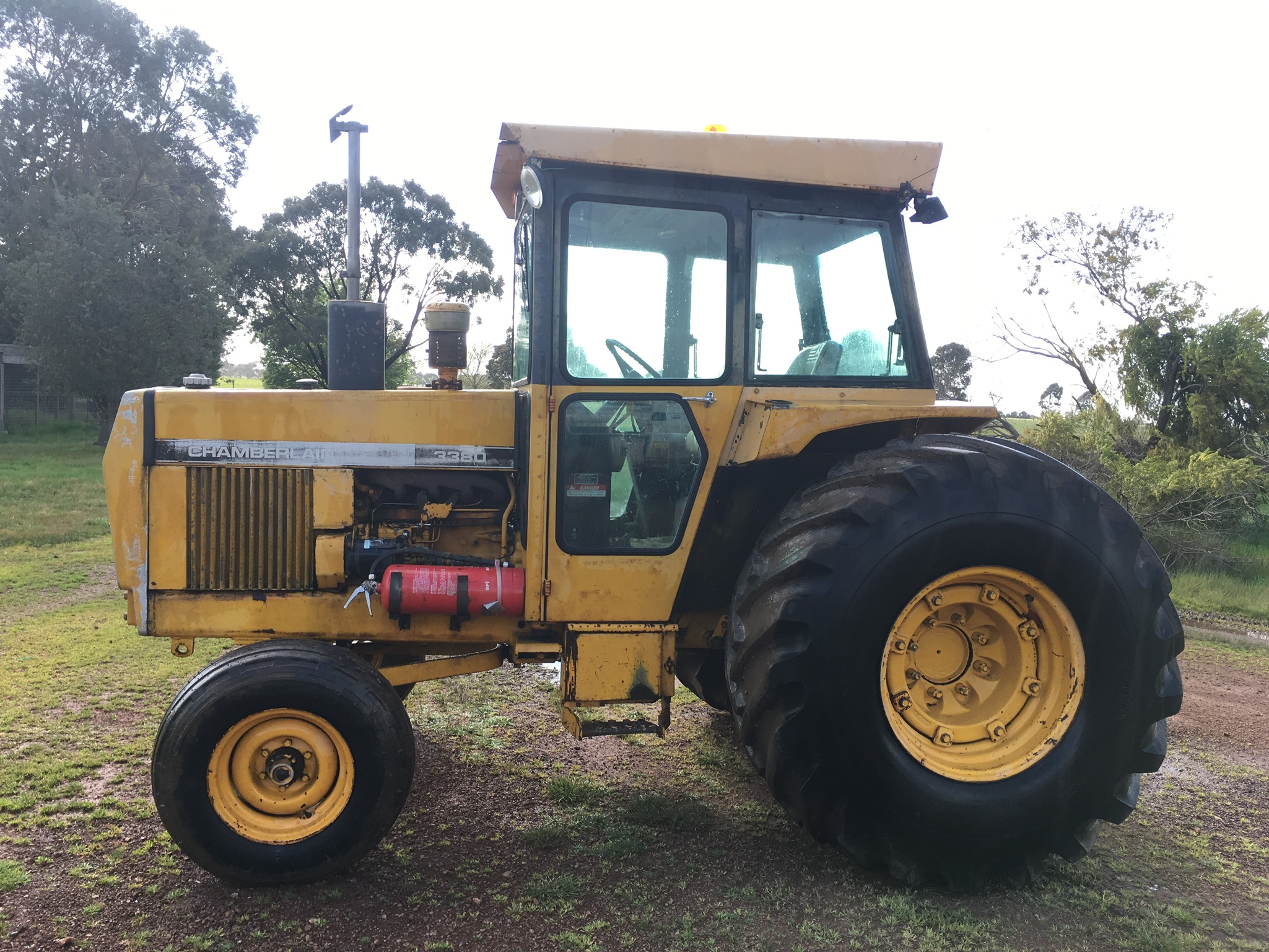 Chamberlain 3380 | Machinery & Equipment - Tractors For Sale