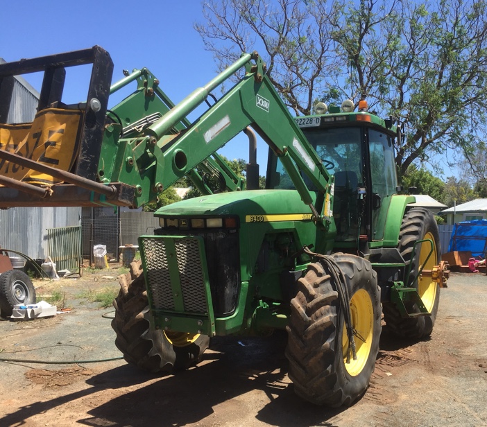 John Deere 8400 with FEL | Machinery & Equipment - Tractors For